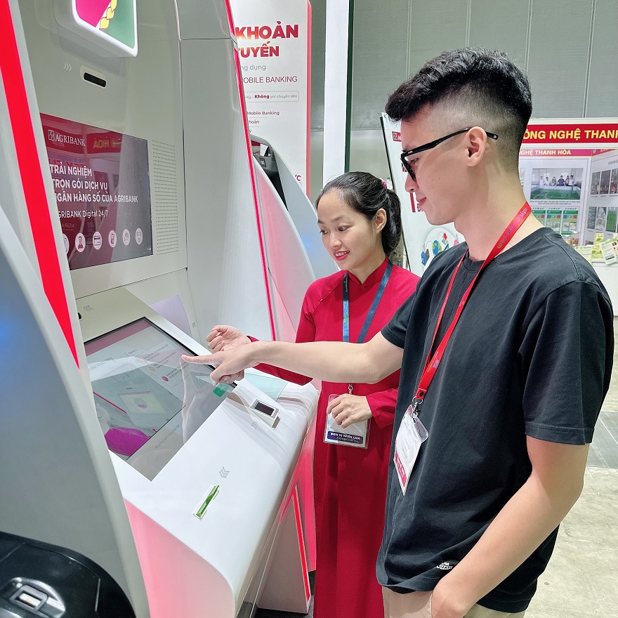 Ngân hàng số - Agribank Digital chinh phục khách hàng tại sự kiện Kết ...